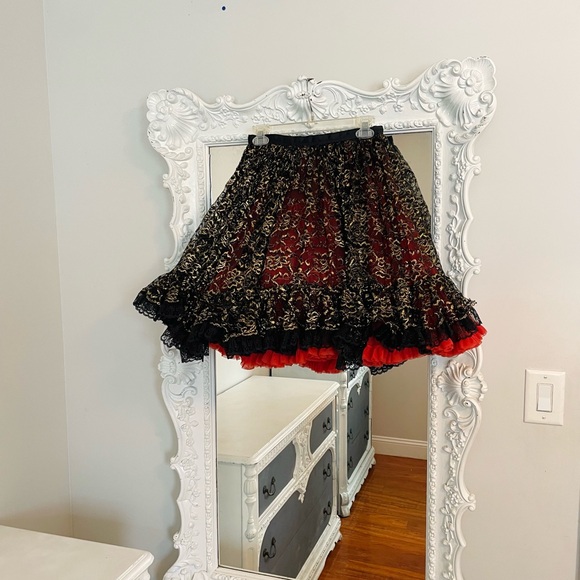 Vintage | Skirts | Vintage 94s 1950s Rare Black Gold Lace Crinoline ...